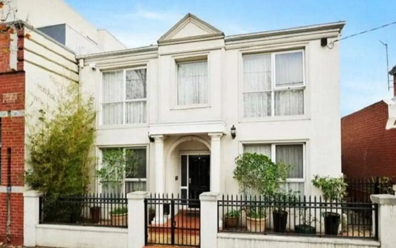 15 Charles Abbotsford Mansion - Hostel - Melbourne