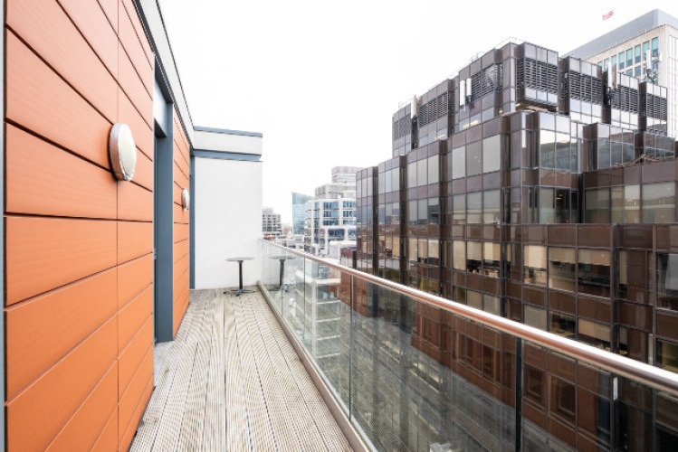 Native Victoria - London