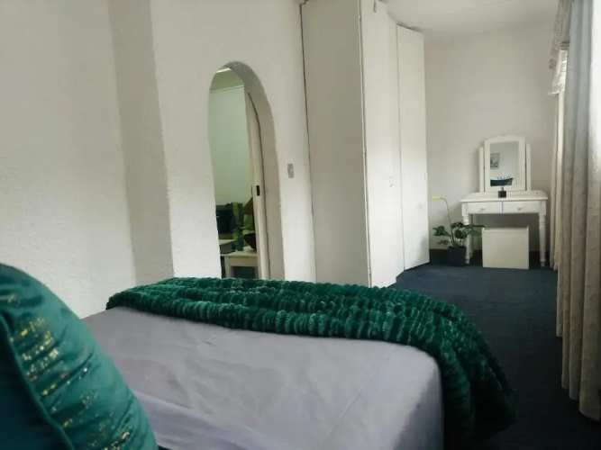 Room-busa House One Bedroom Unit - White River