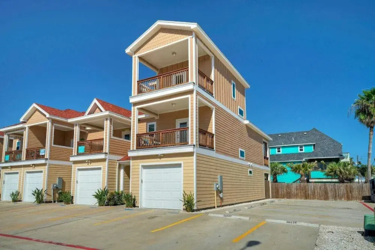 Tipsy Starfish By Avantstay Resort Pool+by Beach - Port Aransas, TX