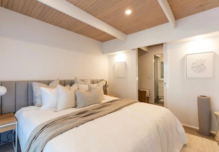 Sol Coastal Retreat - Outdoor Spa And Sauna - Melbourne