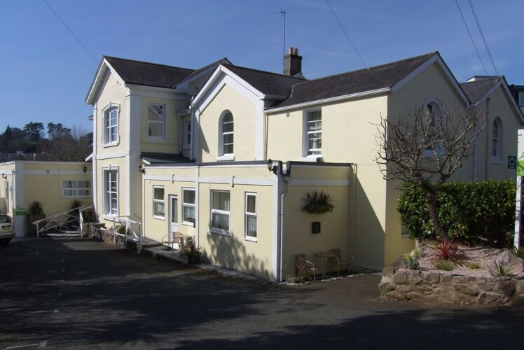 Appletorre House Holiday Flats - Torquay