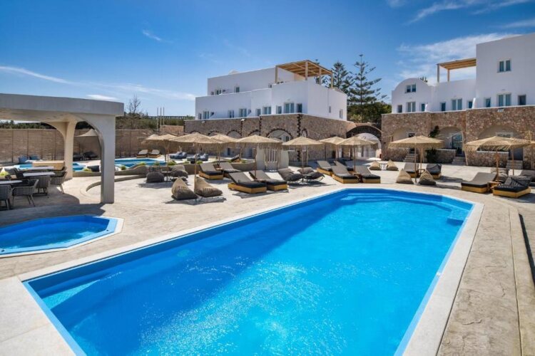 Aelia Luxury Suites - Santorini