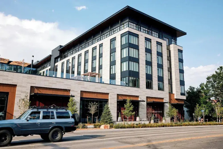 Limelight Boulder - Boulder