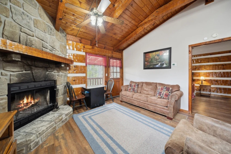 Together Always 1 Bedroom Cabin By Heavenly Views Resort - Gatlinburg, TN
