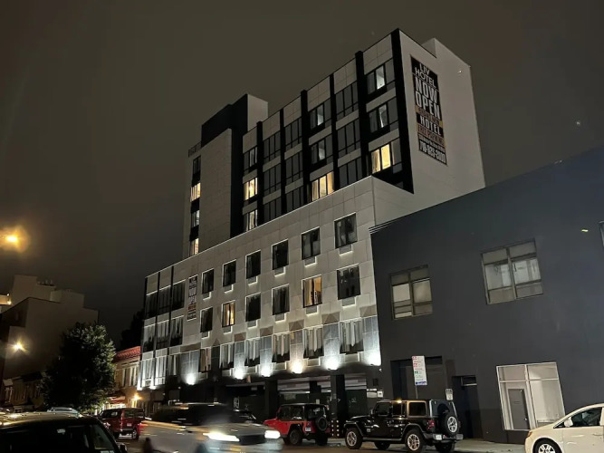 Liv Hotel Bronx - Yonkers, NY