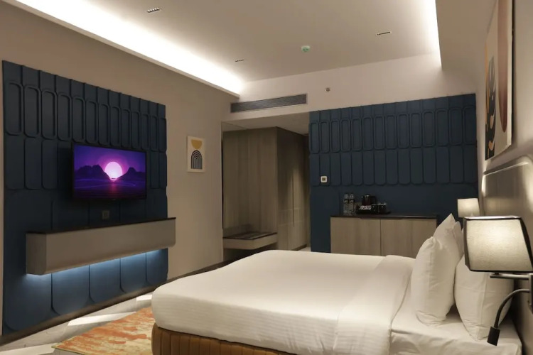 Palm Springs Resort - Nashik