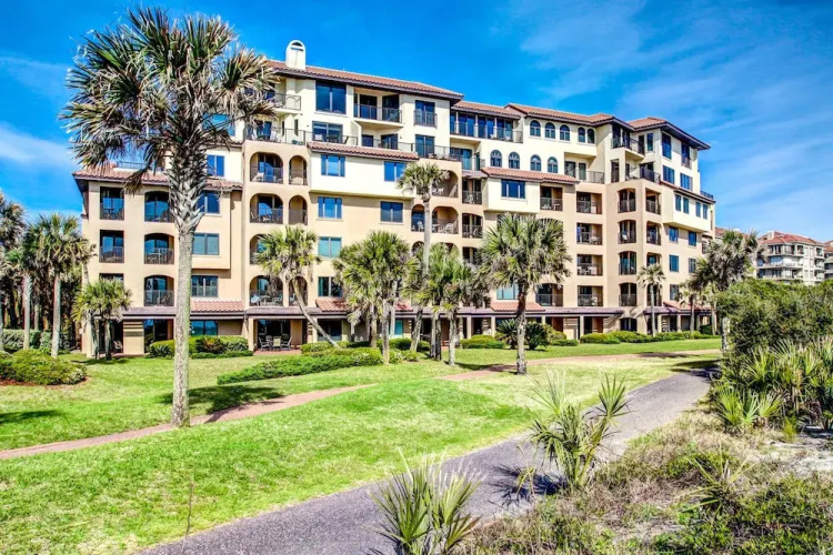 Beachfront Condo With Beach Access, Balcony, Ac, Pool & Tennis - Amelia Island, FL