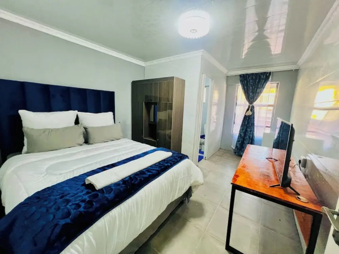 Room In Apartment - Honeyhills Excellence Resort I - Krugersdorp
