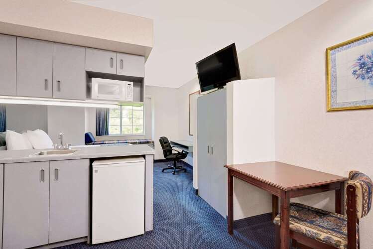 Microtel Inn & Suites By Wyndham Hagerstown - Hagerstown, MD