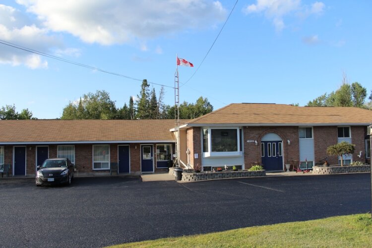 Two Rivers Motel - Mattawa