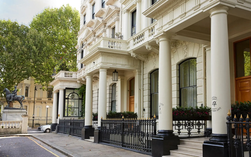 Cheval Hyde Park Gate - London