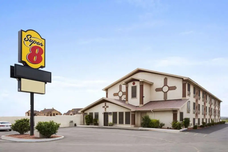 Super 8 Carlsbad - Carlsbad, NM