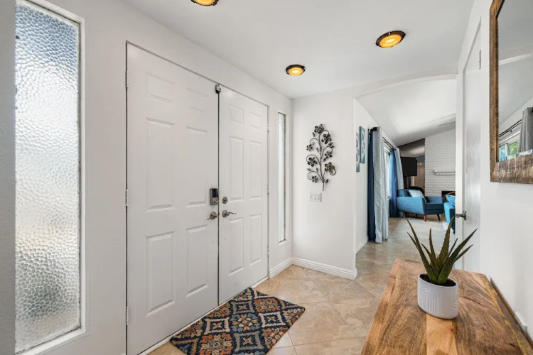 The Sunnyside House - Cathedral City, CA