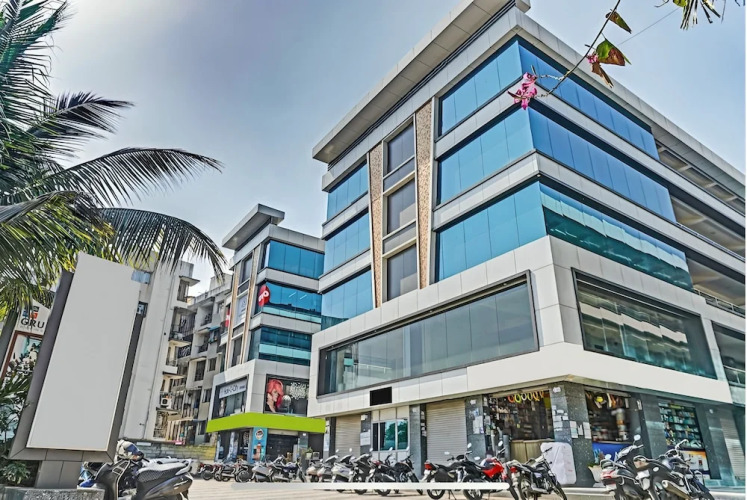 Hotel Santeria Inn - Surat