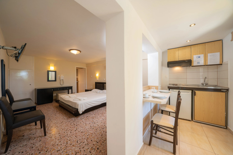 Lorenzo Hotel - Cephalonia