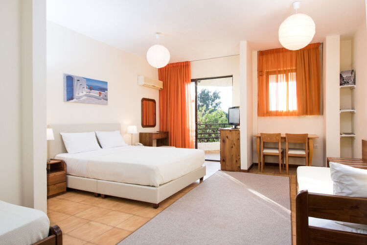 Lido Hotel - Пелопоннес