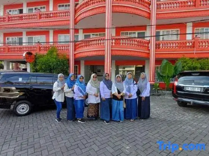 Hasanah Guesthouse De Saphire - Malang