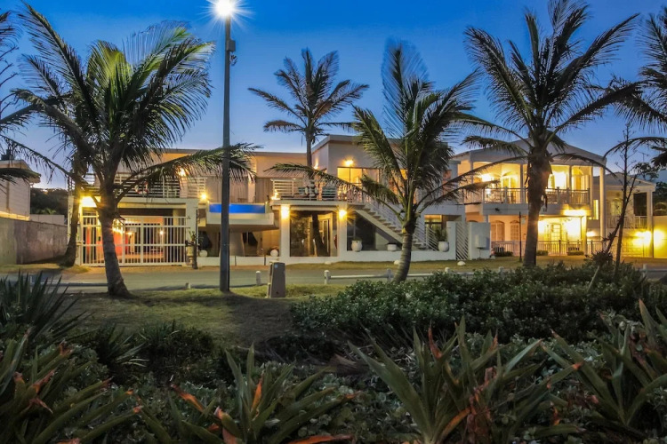 Bentley On The Beach - Umhlanga