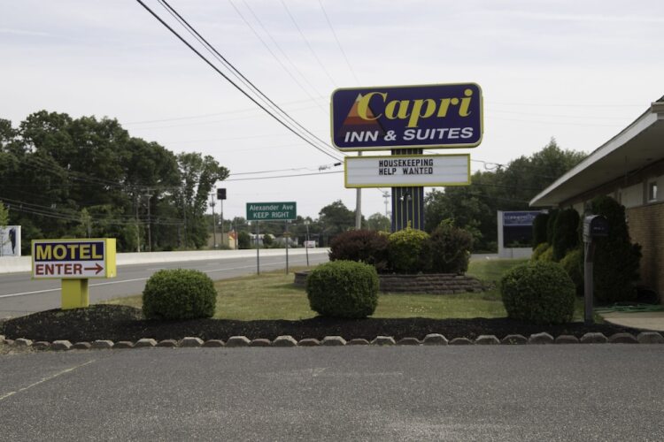 Capri Inn And Suites - Jackson, NJ