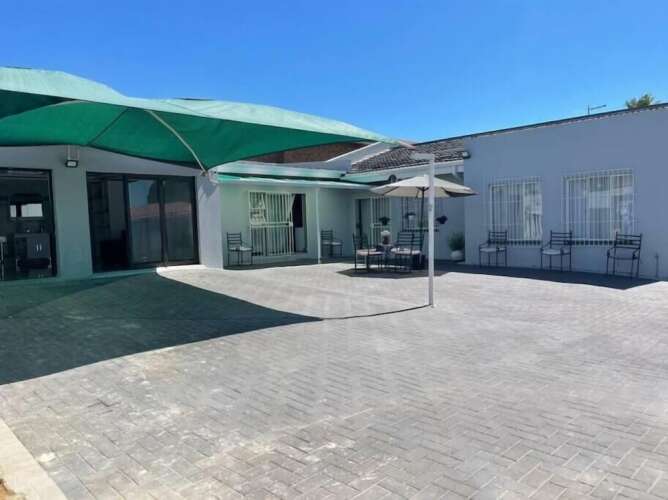 Semeni Asante Guesthouse - Johannesburg South
