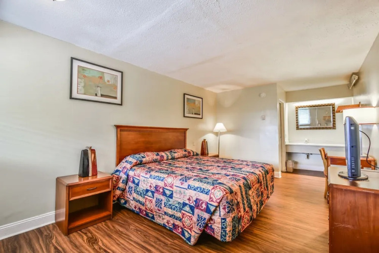 Economy Hotel Atlanta - Atlanta, GA