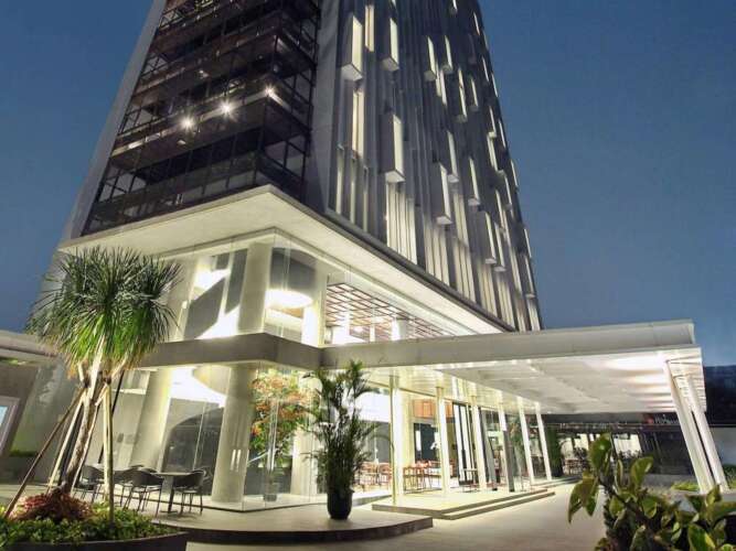 Ra Premiere Simatupang - Jakarta