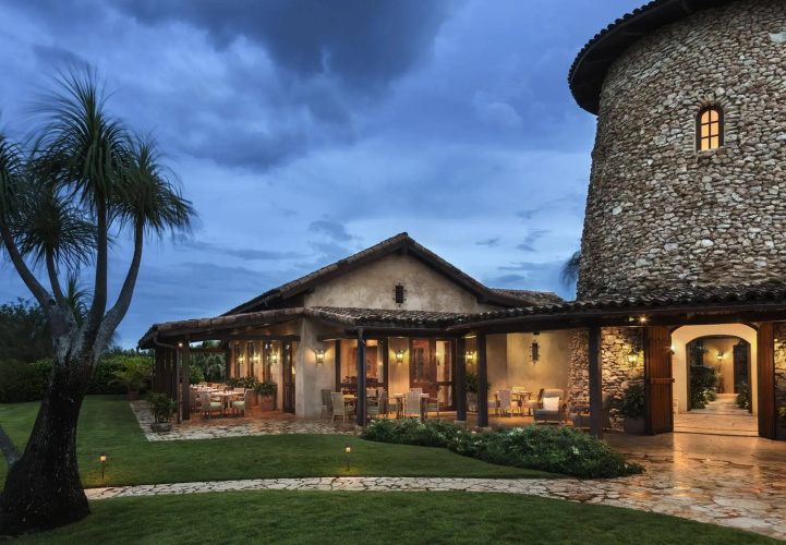Royal Isabela - Isabela