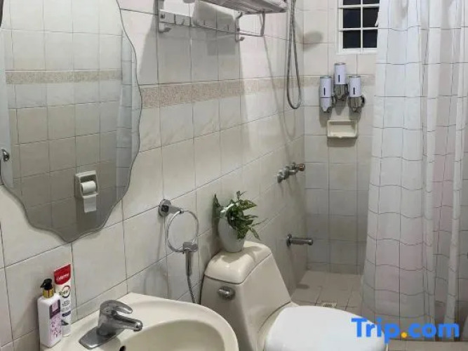 Tropical House - Bacoor