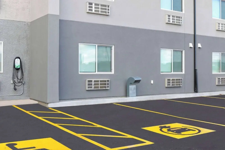 Days Inn - Steinbach - Steinbach