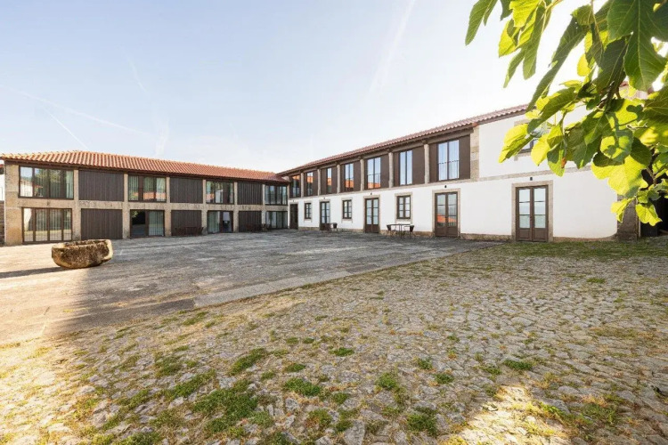 Casanova Farmhouse - Braga