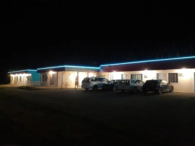 Motel Happy Salmon - Salmon Arm