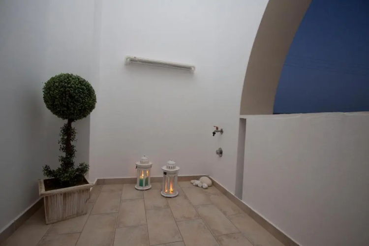 Zefyros Studios - Naxos