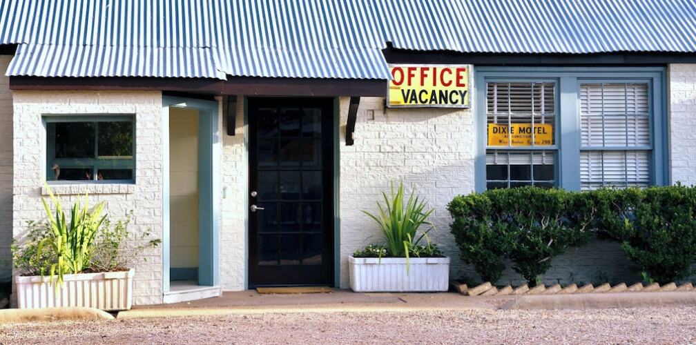 The Dixie Motel Brenham - Brenham, TX