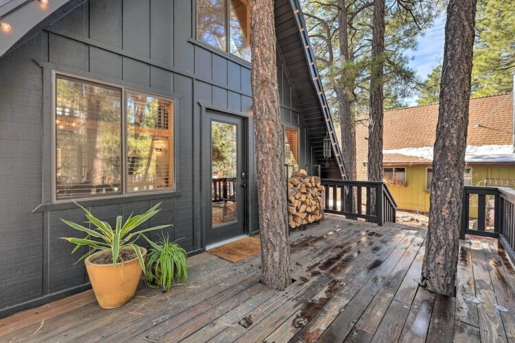 Modern Munds Park Cabin W/ Deck: Hike, Bike & Ski! - Munds Park, AZ