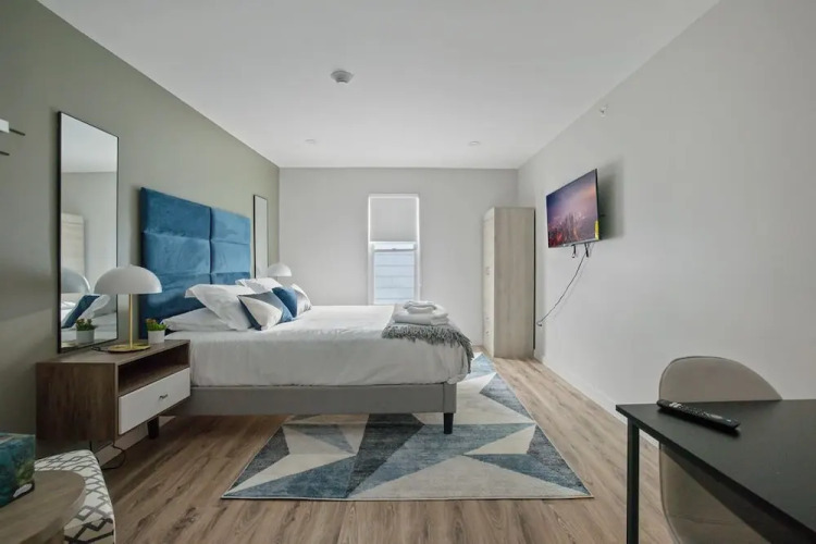 Cottage Suites - Middletown, NY