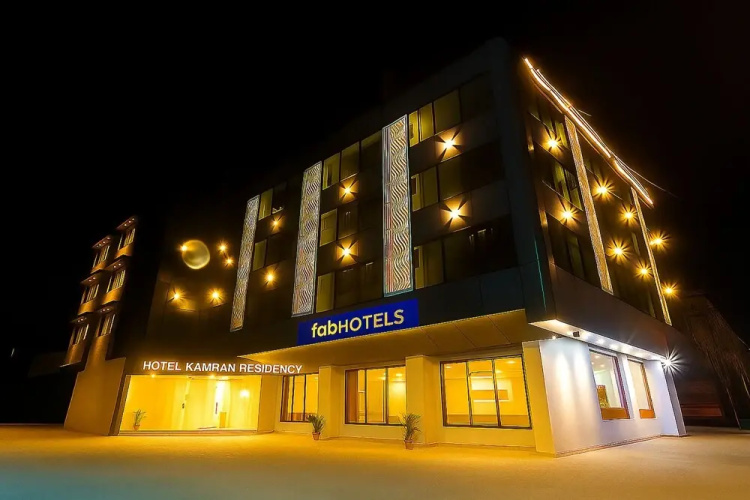 Fabhotel Kamran Residency - Mumbai
