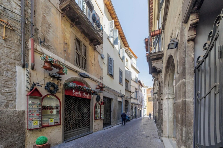 Basco Guest House - Viterbo