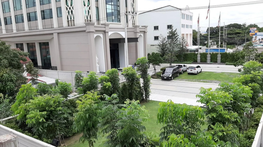 Pranot Apartment & Spa - 