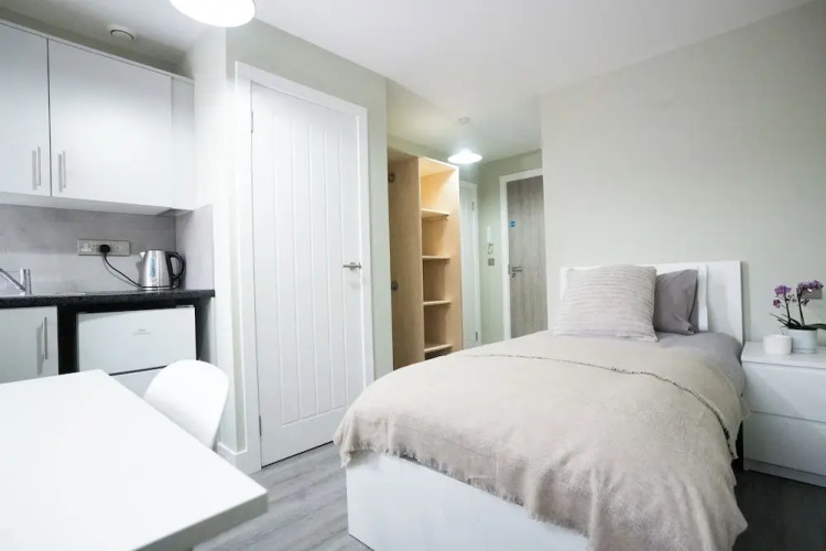 Colchester Studio Suites - Mersea Island