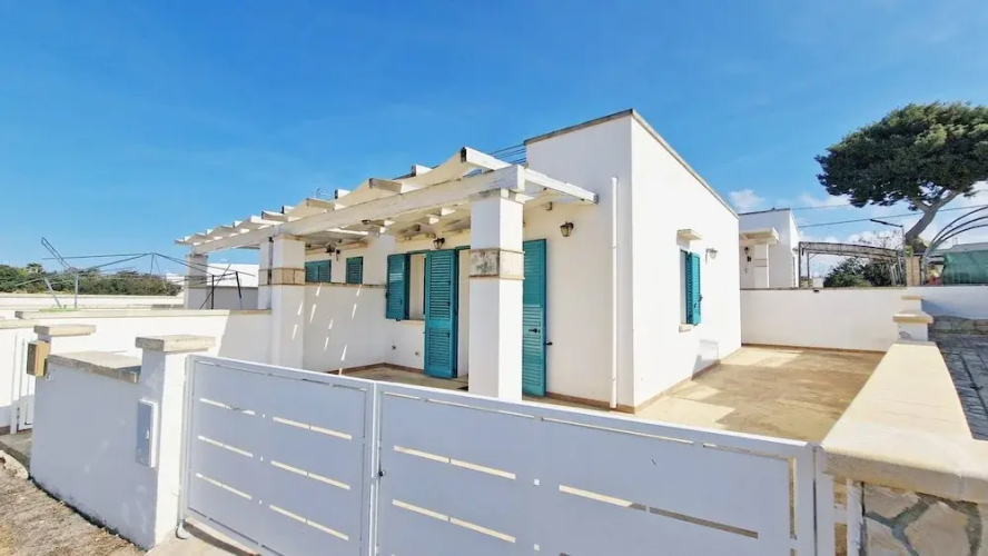 Sole Luna Cottage Just A Few Metres From The Sea - Puglia