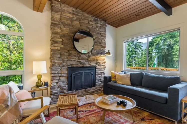 Mid-century Beach Cabin By Avantstay Walk To Beach - Whidbey Island, WA