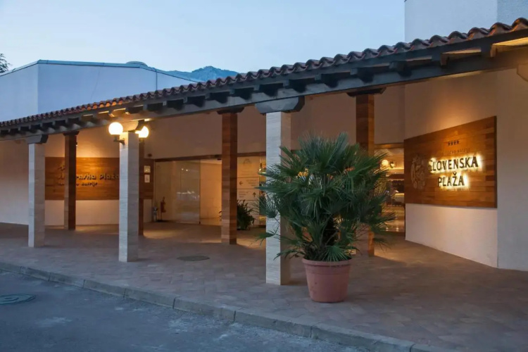 Hotel Slovenska Plaža - Budva