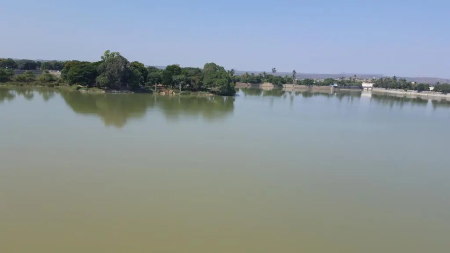 Hotel Shiv Lake - Bhuj