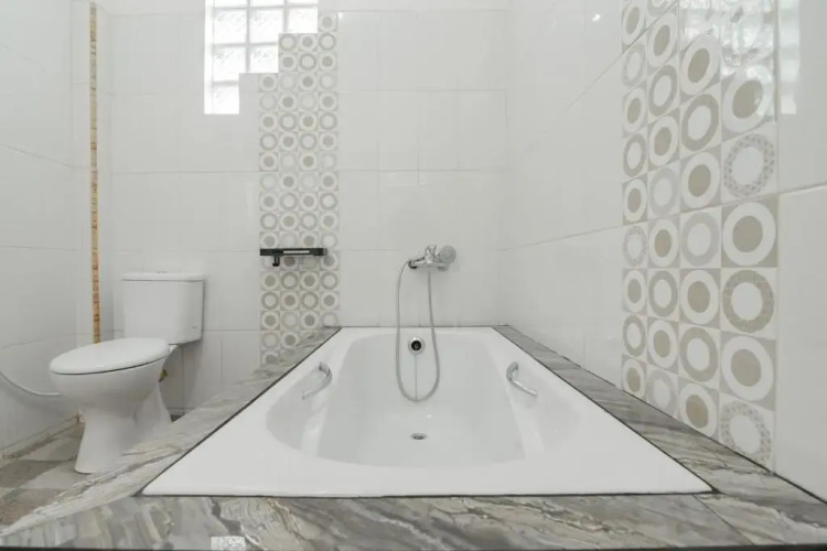 Reddoorz Syariah Plus @ Perintis Guesthouse Tasikmalaya - Tasikmalaya