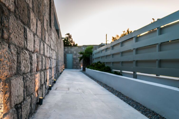 Melagrana Apartments - Milos