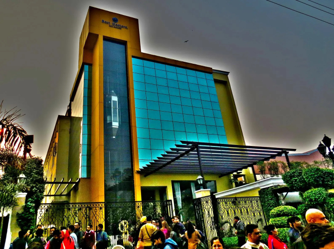 Ace Manor - Ghaziabad