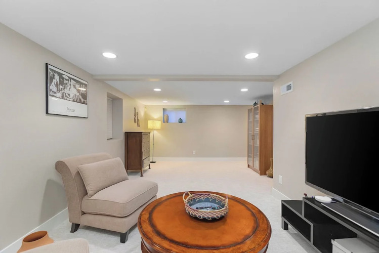 Madrona Bliss A Modern Escape - Kirkland, WA