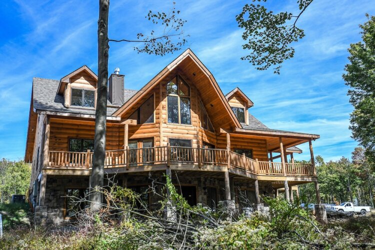 Away In The Mountains - Deep Creek Lake, MD