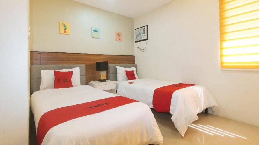 Reddoorz @ Leoncia Apartelle Mandaue City - Liloan